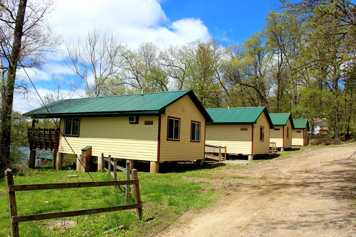 Naktsmājas / Accommodations – Latvian Center Garezers