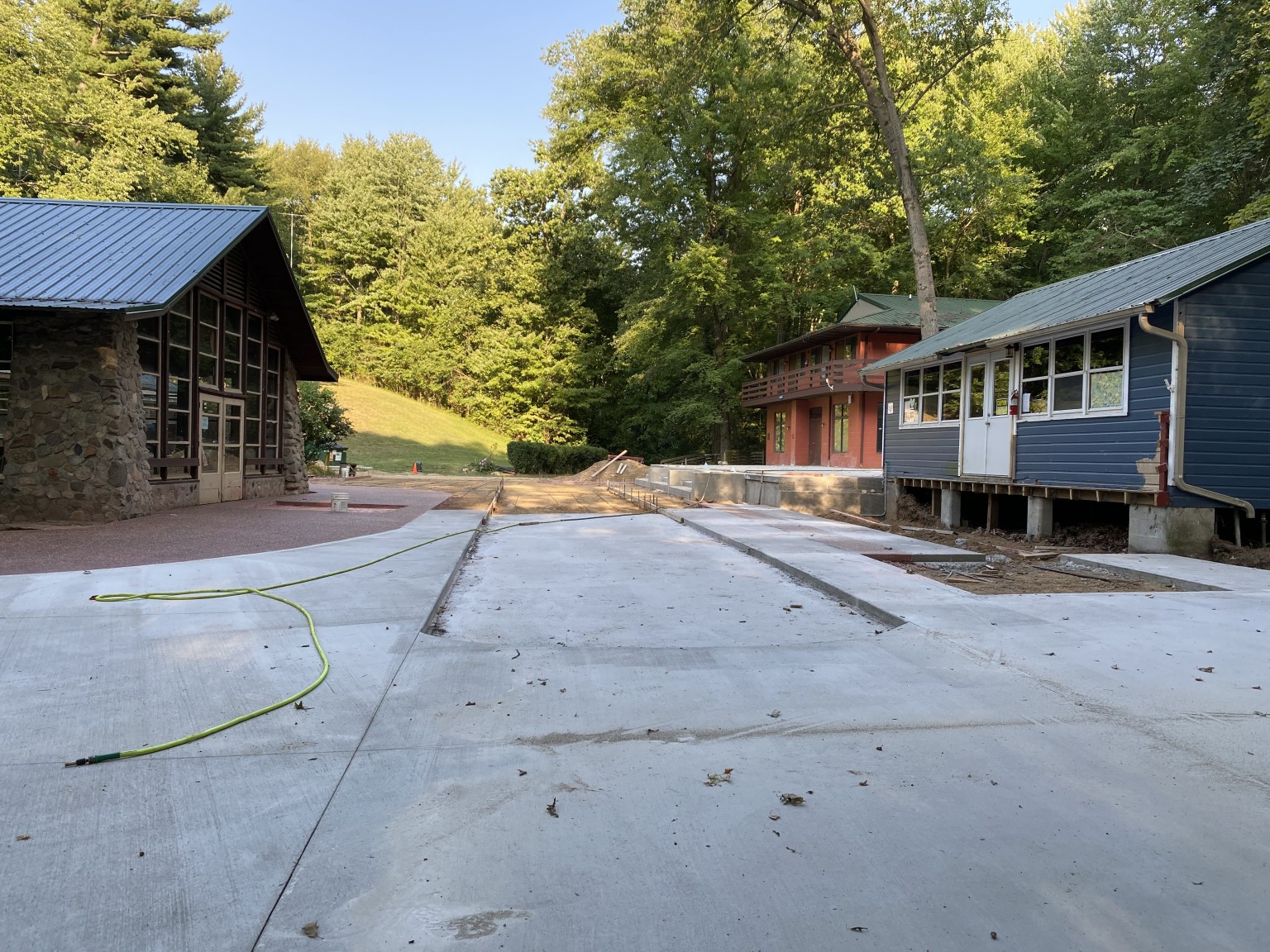 Latvian Center Garezers