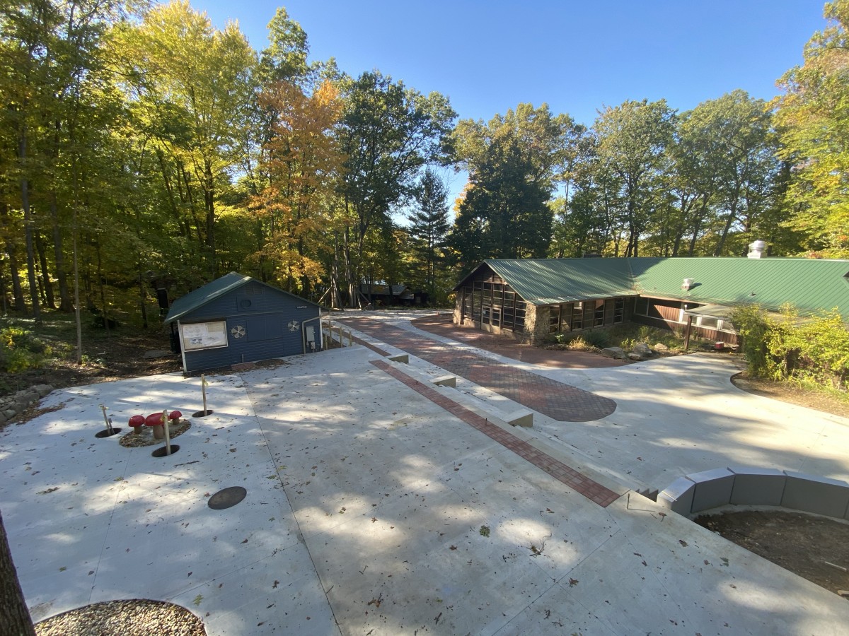 Latvian Center Garezers