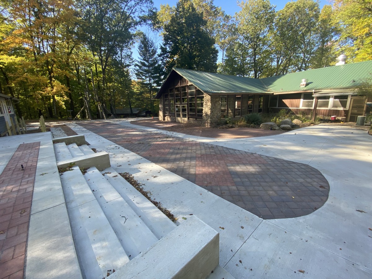 Latvian Center Garezers