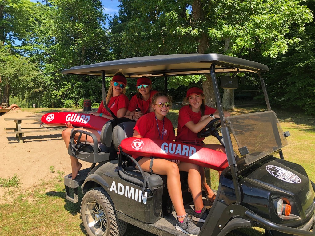 Latvian Center Garezers