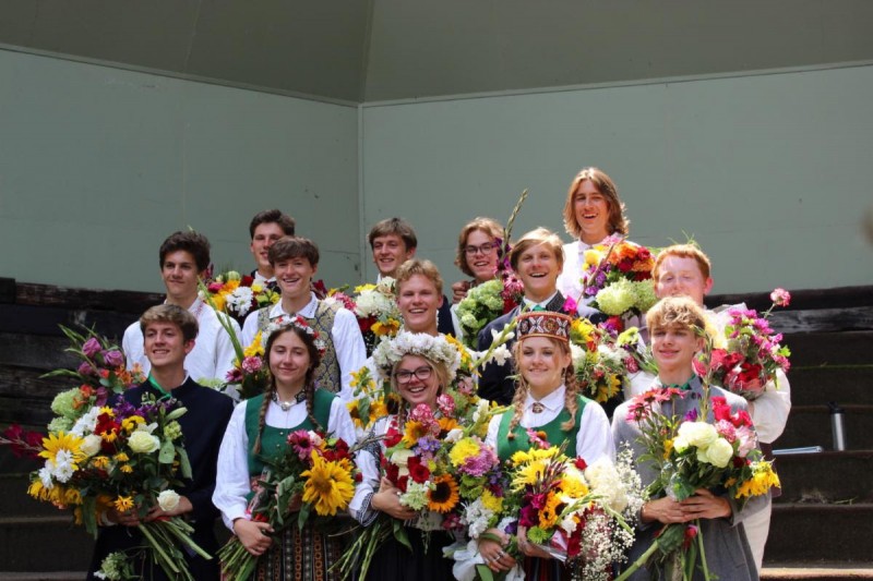 Latvian Center Garezers