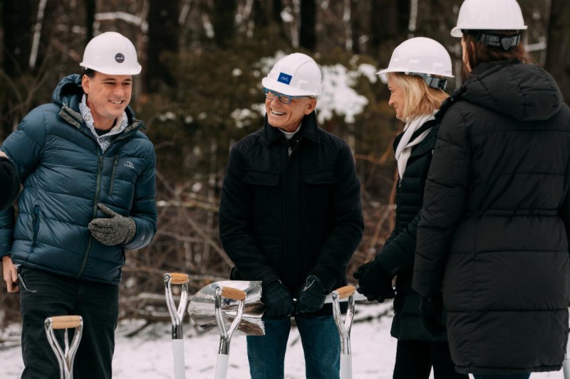 Latvian Center Garezers